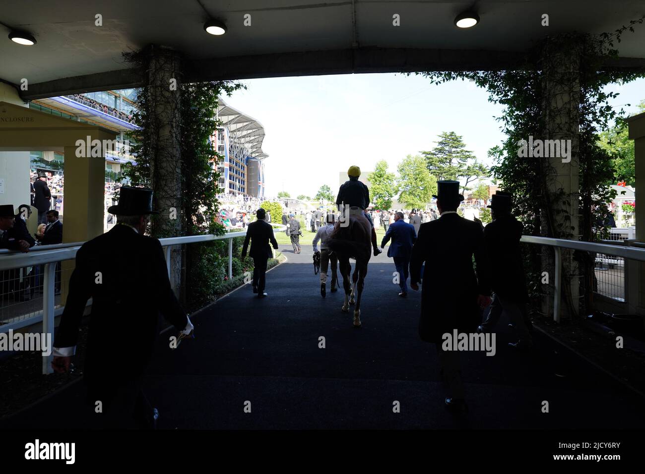 Royal ascot 2022 horses hi-res stock photography and images - Alamy