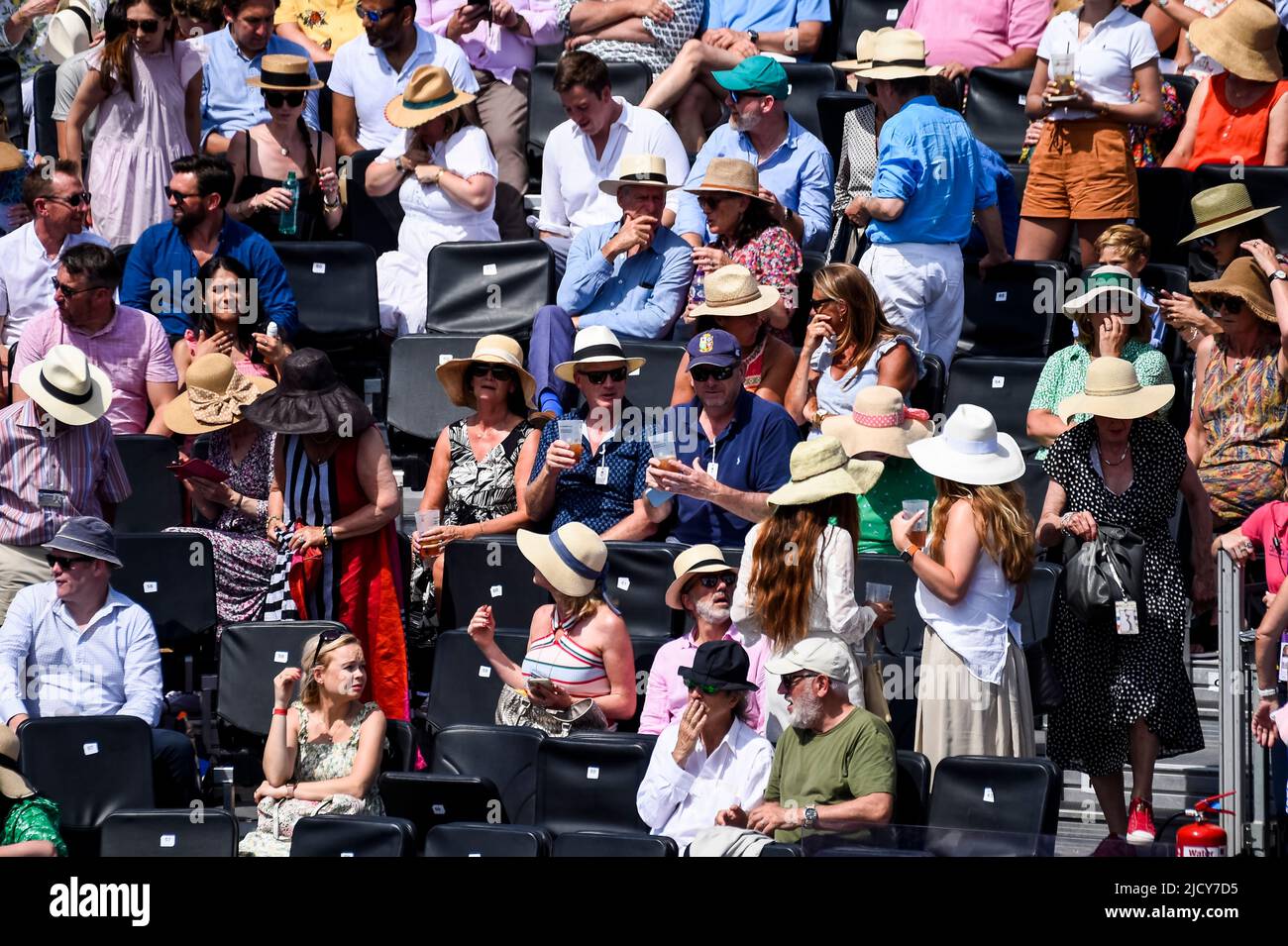 The queen's club tennis london hi-res stock photography and images - Alamy