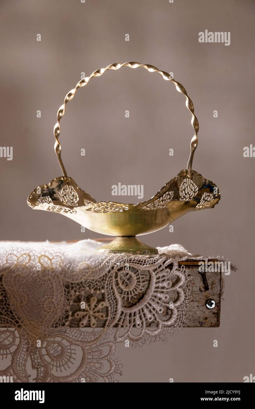 Silver service plate hi-res stock photography and images - Alamy