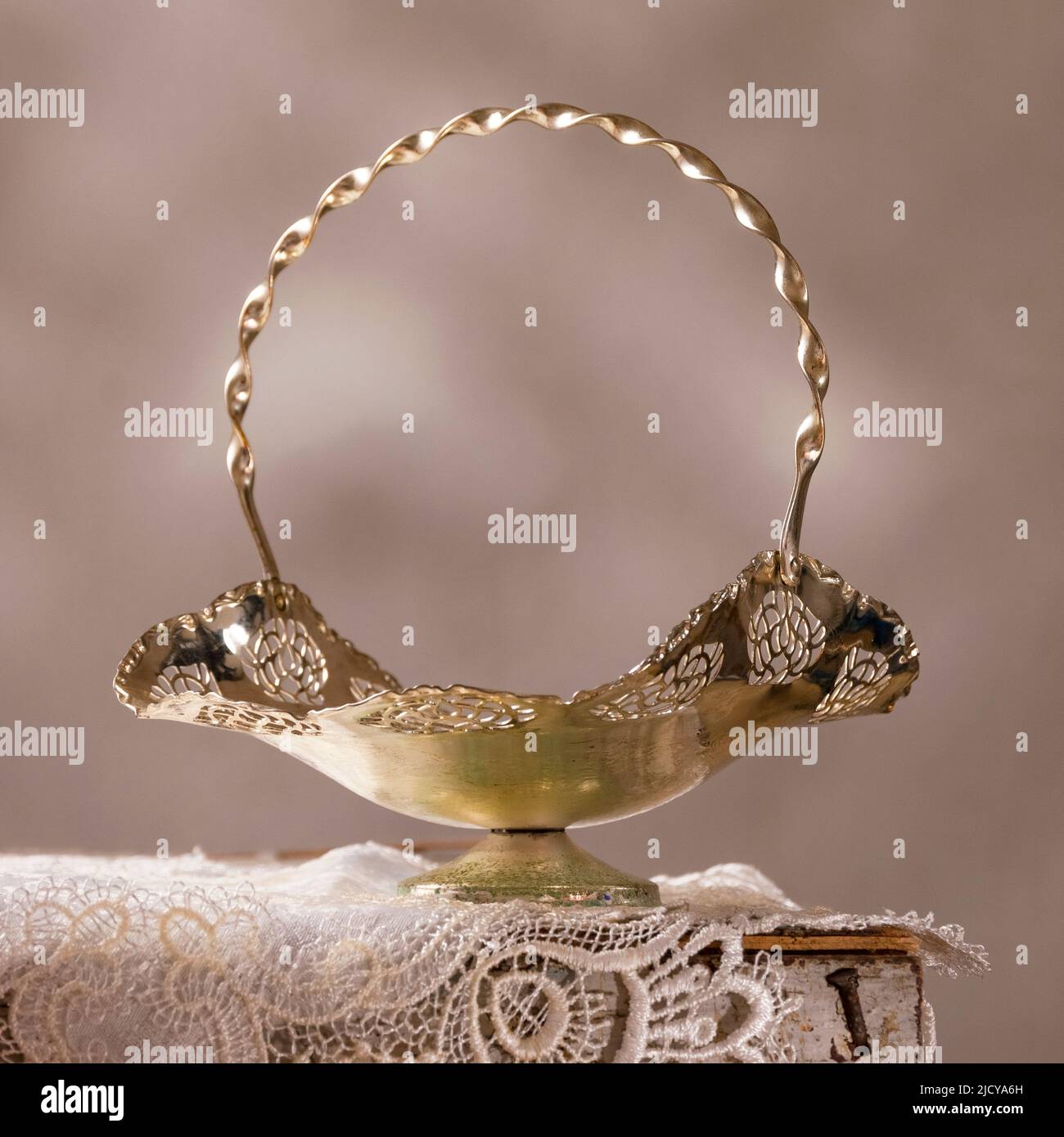 Silver service plate hi-res stock photography and images - Alamy