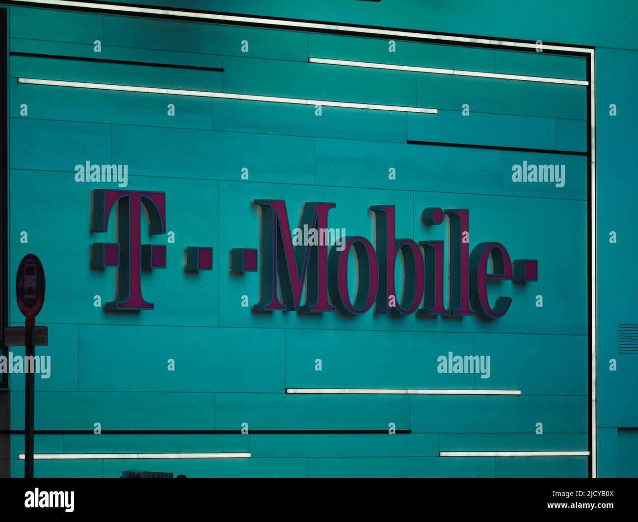 Image of a T-Mobile billboard near Times Square Stock Photo - Alamy