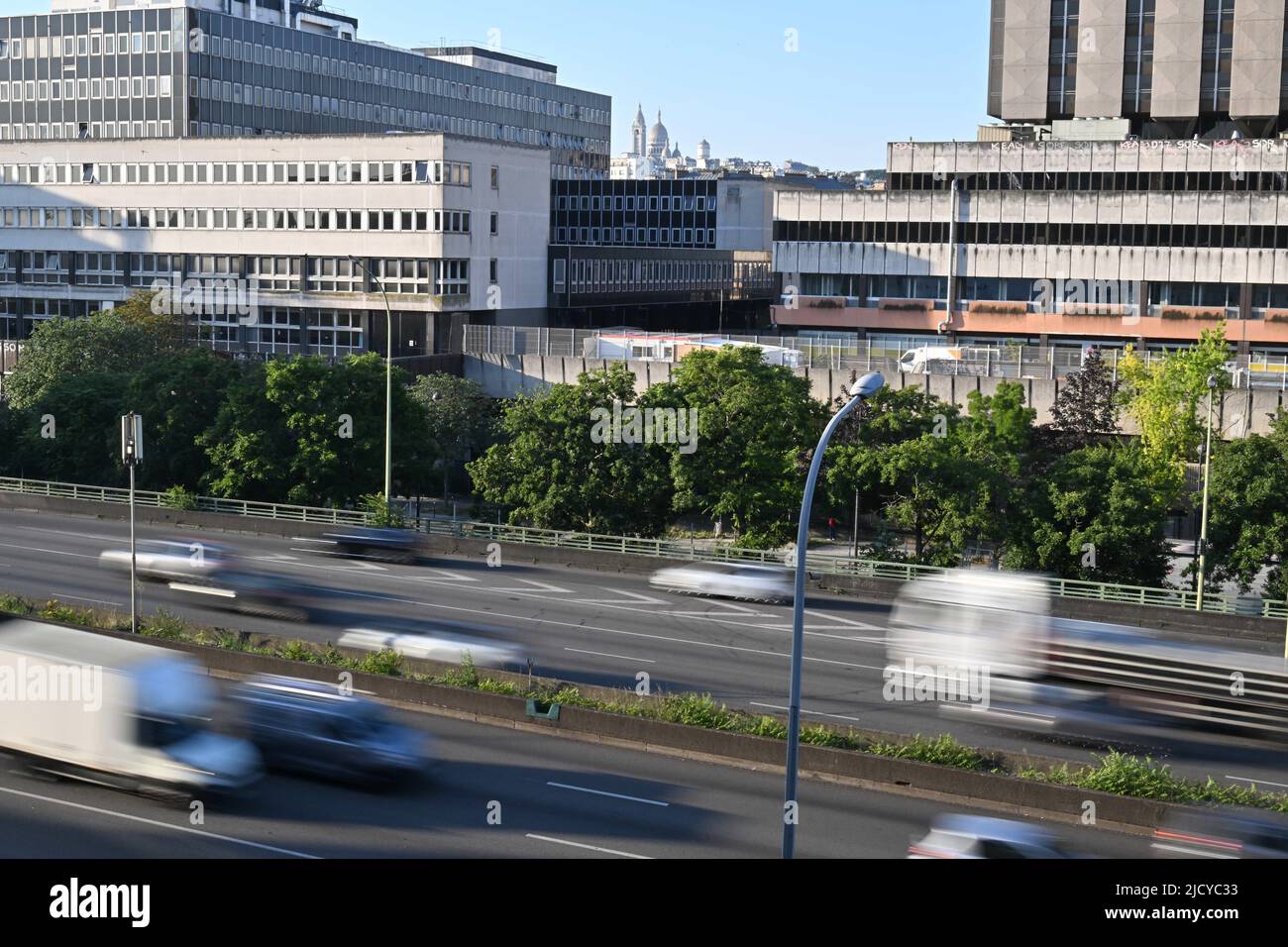 The Paris ring road is made up of the busiest 35 kilometers in Europe ...