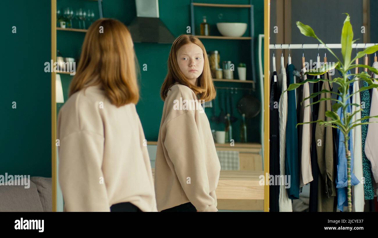 Young teen anxiety mirror hi-res stock photography and images - Alamy