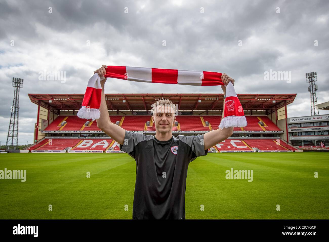 Jamie searle barnsley hi-res stock photography and images - Alamy