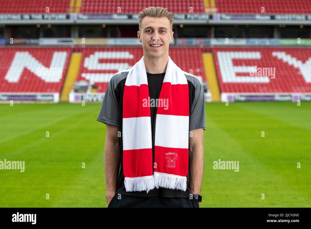 Jamie searle barnsley hi-res stock photography and images - Alamy