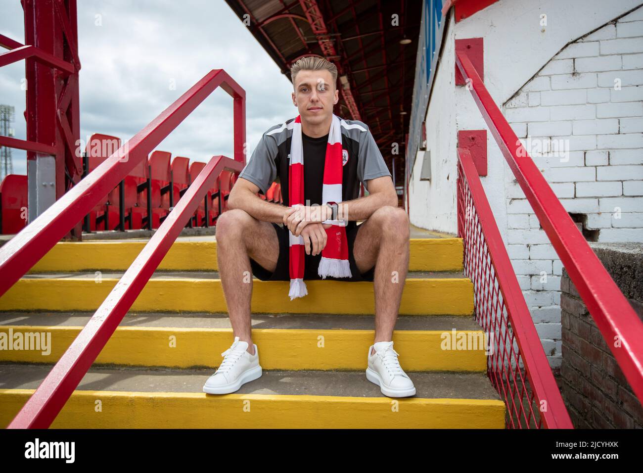 Jamie searle barnsley hi-res stock photography and images - Alamy