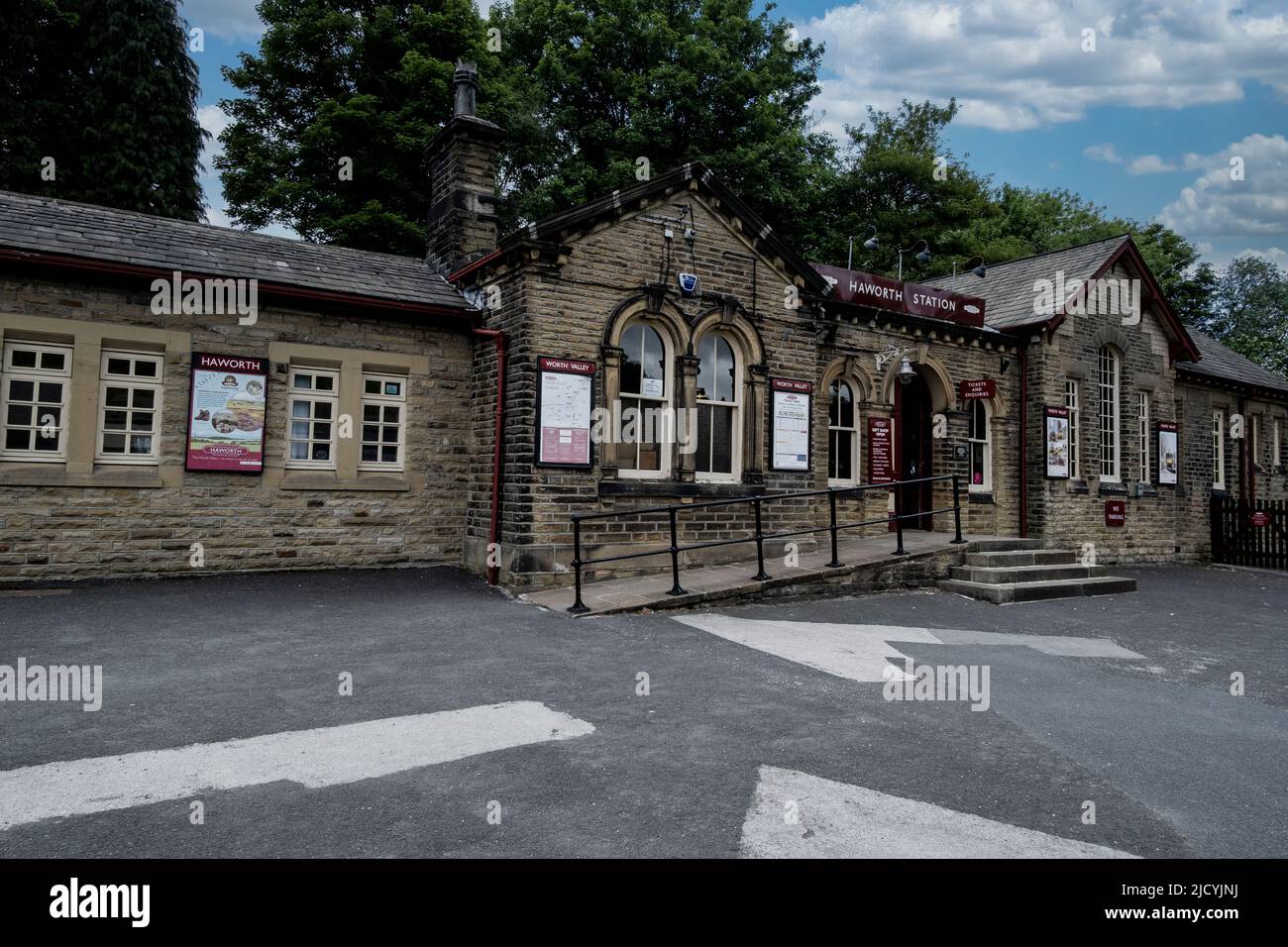 Haworth Railway Station ,in the Bronte village of Haworth, Keighley ...
