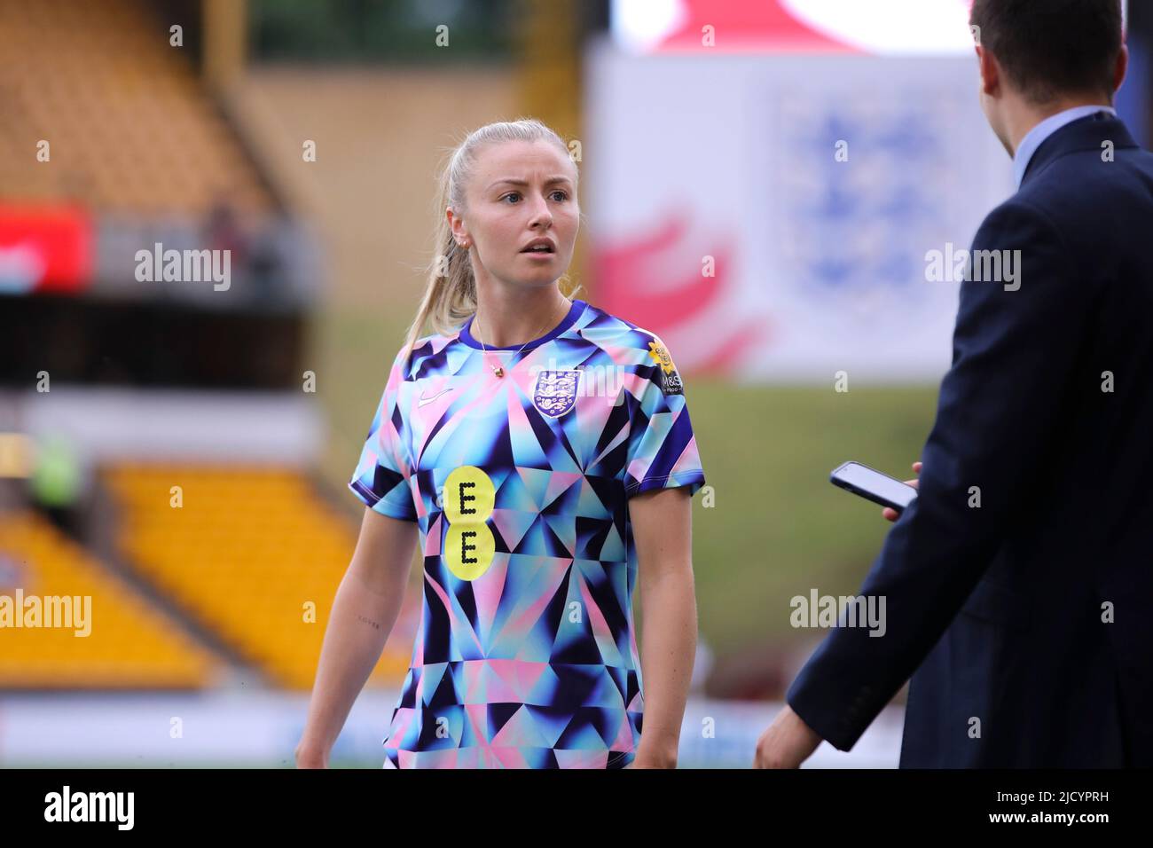 Leah williamson england 2022 hi-res stock photography and images - Alamy