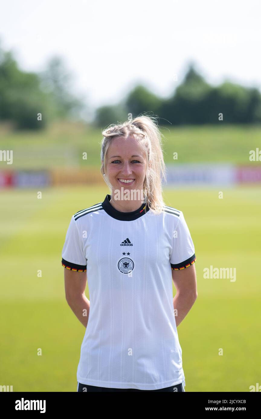 Herzogenaurach, Germany. 16th June, 2022. Soccer: national team, women ...