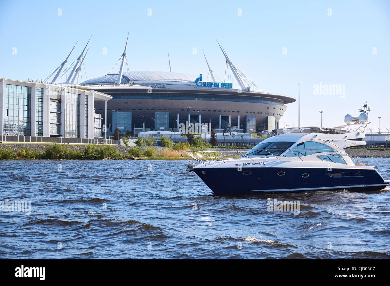 Port elizabeth stadium roof hi-res stock photography and images - Alamy