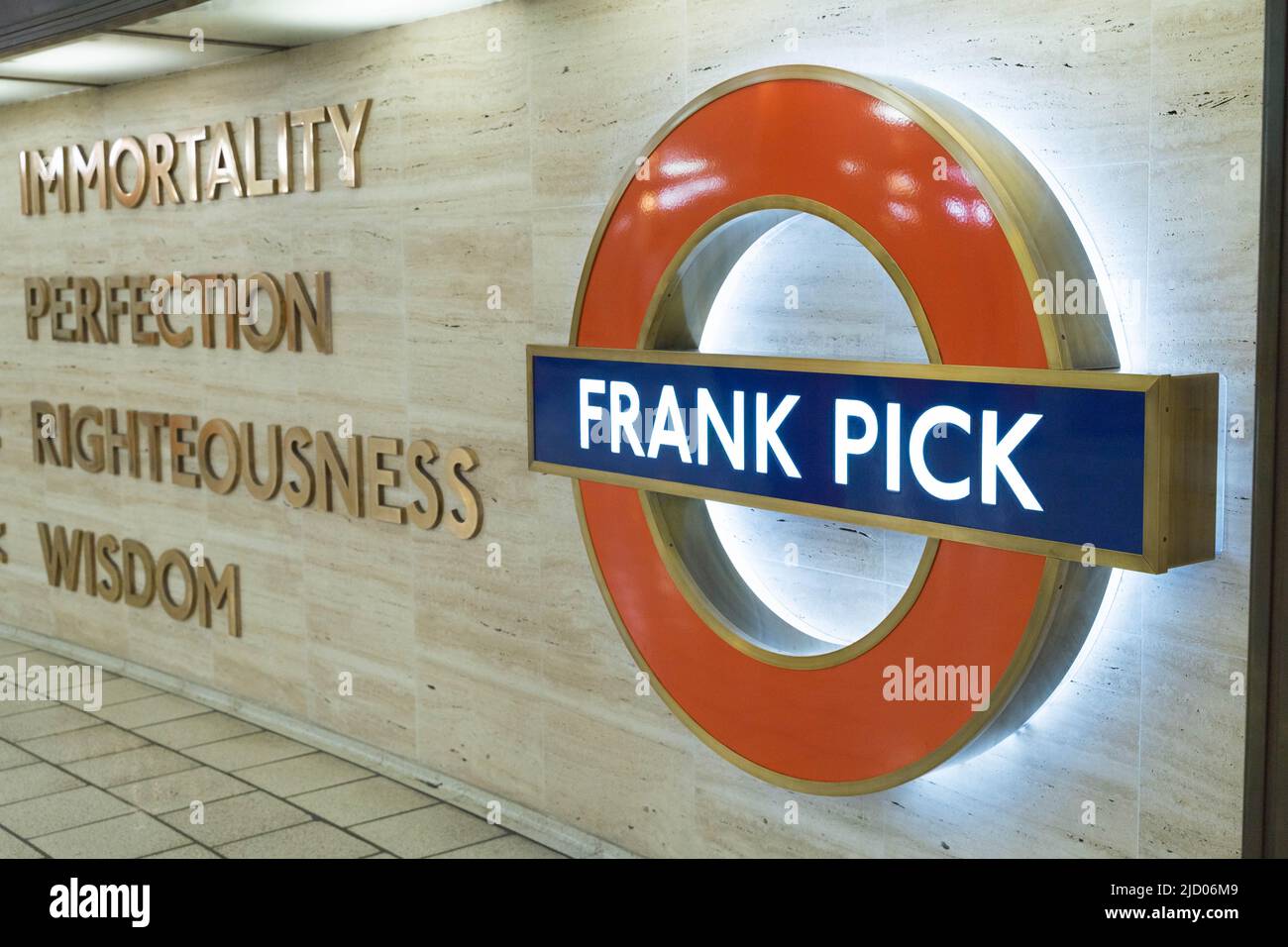 Frank pick london underground hi-res stock photography and images - Alamy