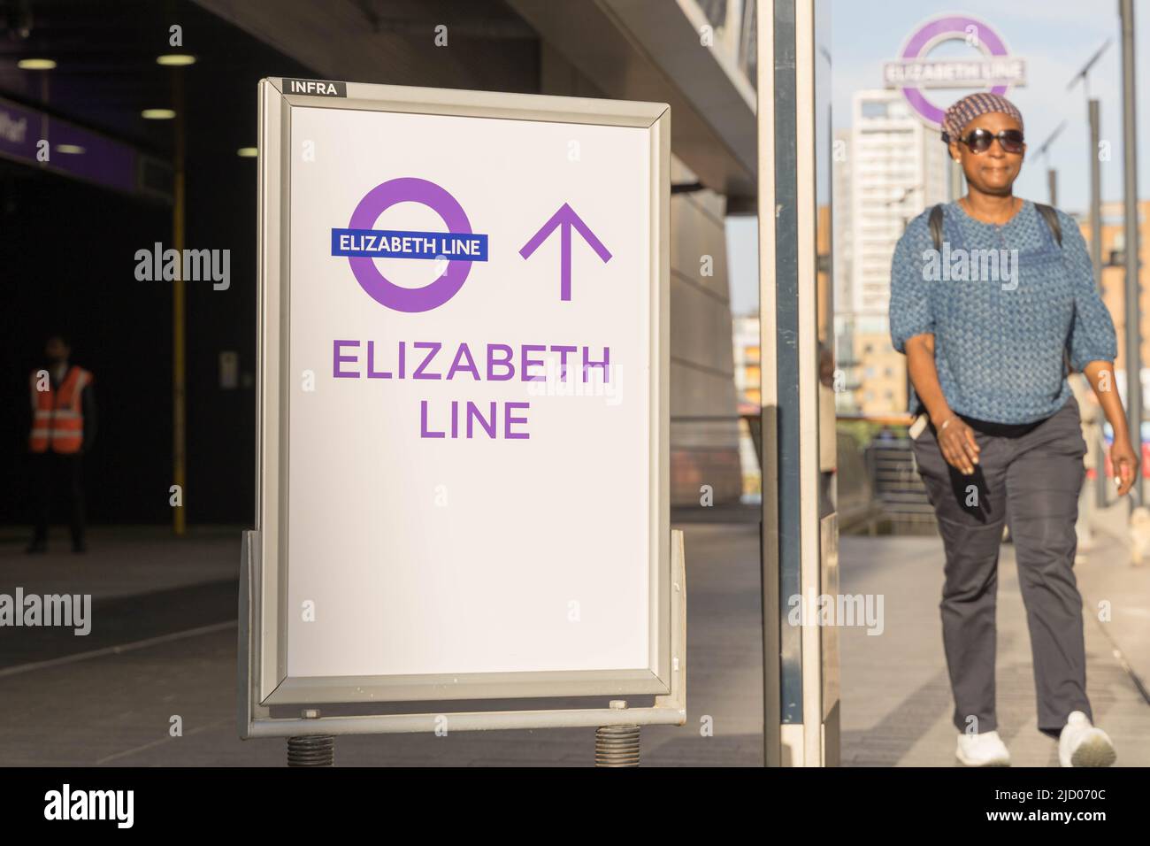 Underground signage giving direction to Elizabeth Line entrance London ...