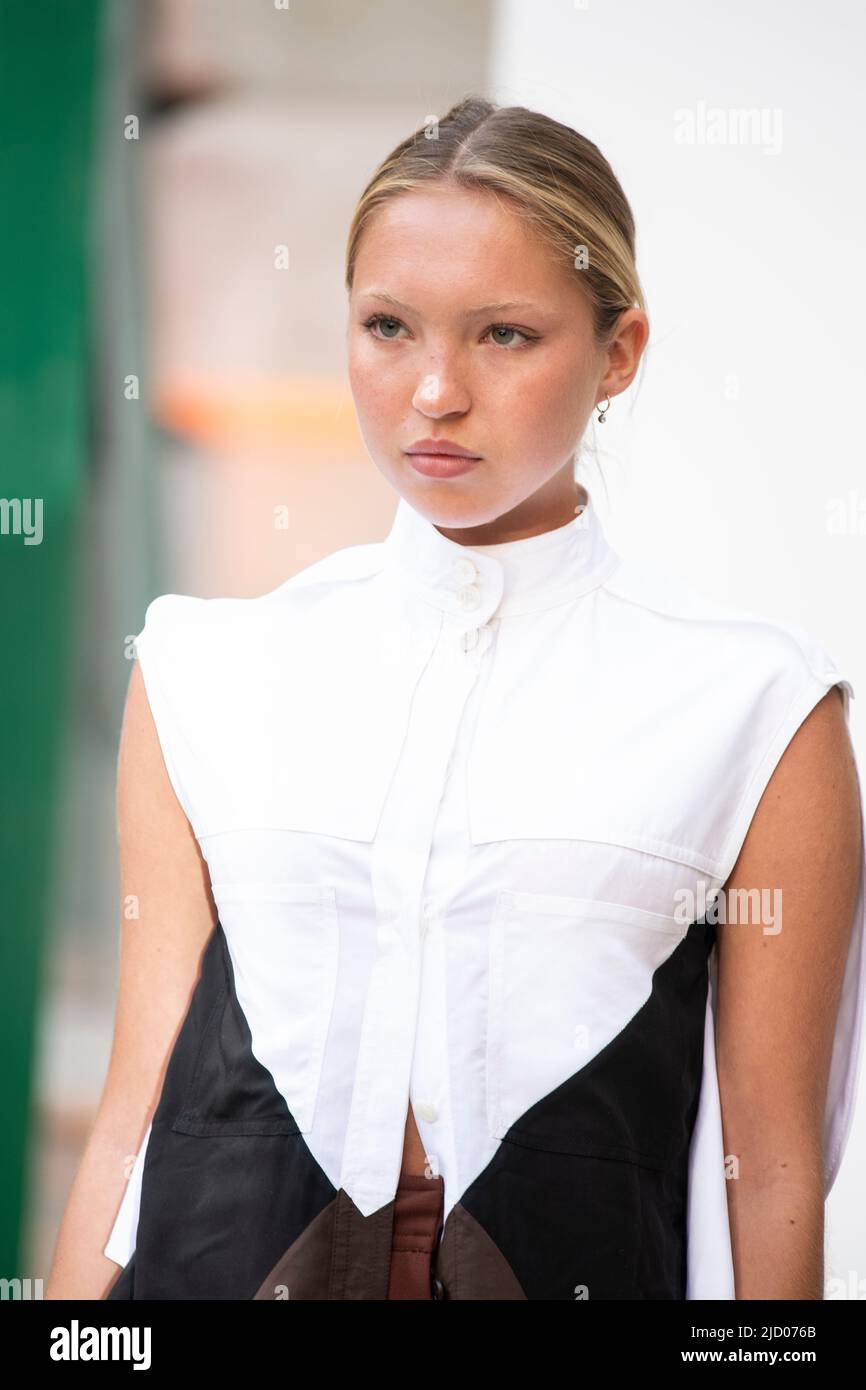 Lila Moss attends The Royal Academy of Arts summer preview party at the ...