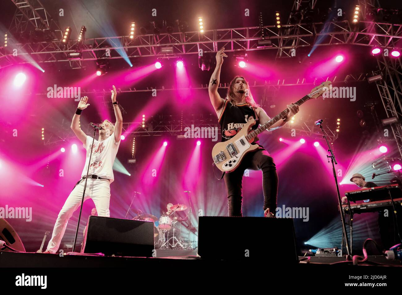 Luke oliver hi-res stock photography and images - Alamy