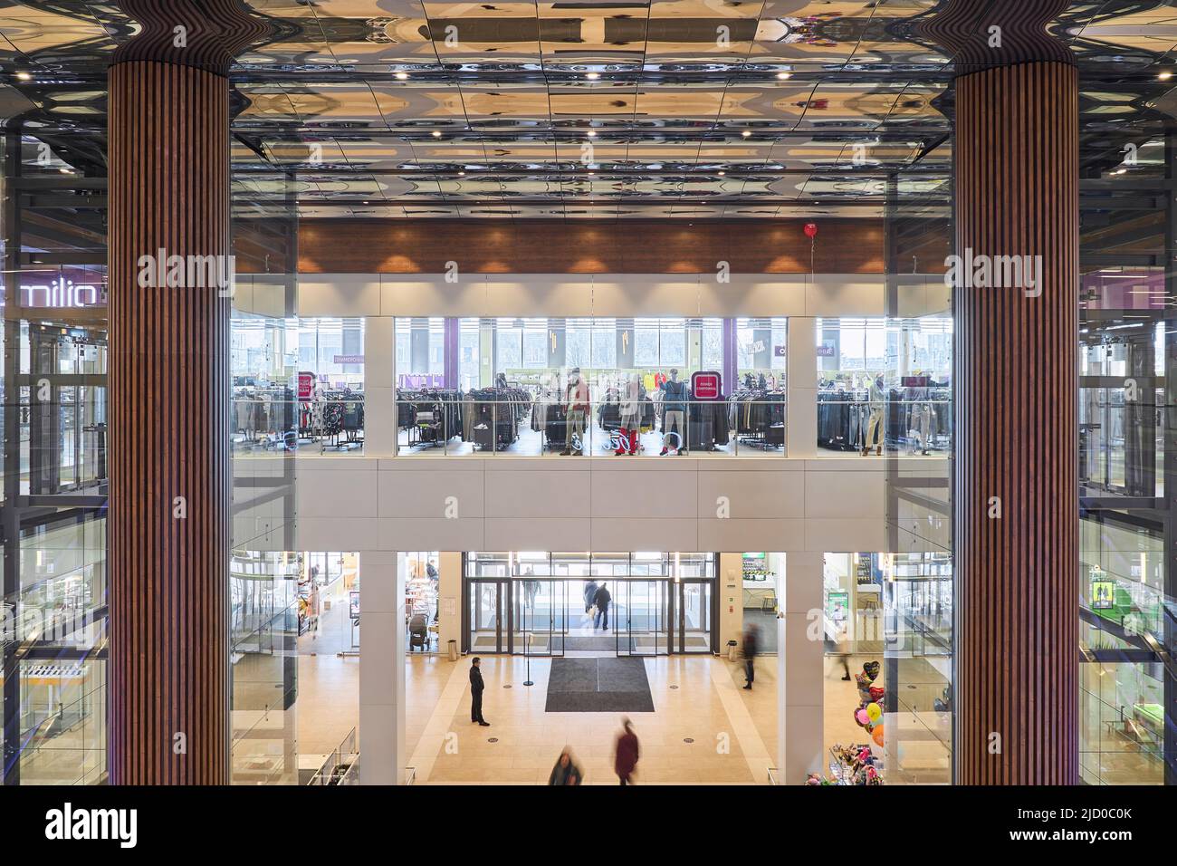 Photos of the mall and its wooden ceilings Stock Photo - Alamy