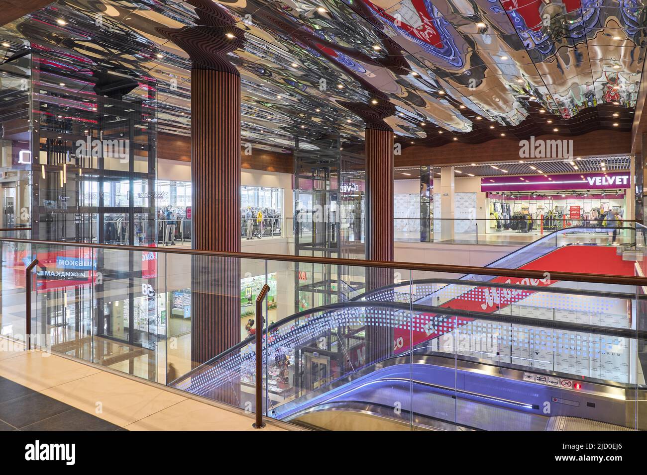 Photos of the mall and its wooden ceilings Stock Photo - Alamy