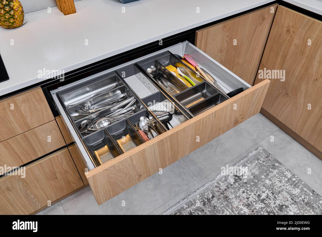 Cooking instrument kitchen utensil hi-res stock photography and images ...