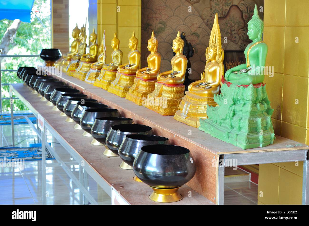 Thai alms bowls hi-res stock photography and images - Alamy