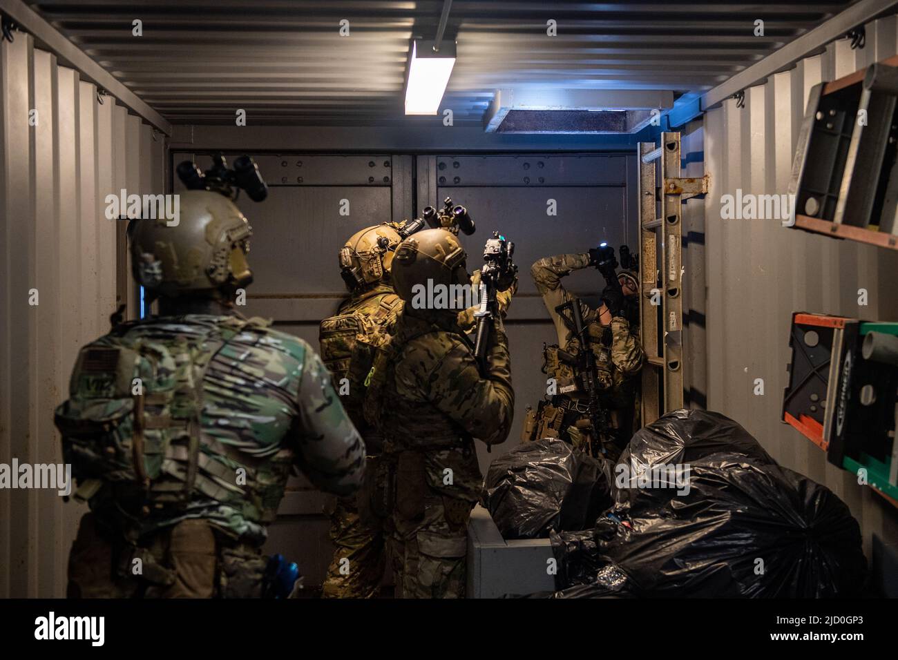 Helicopter maritime strike weapons school hi-res stock photography and ...