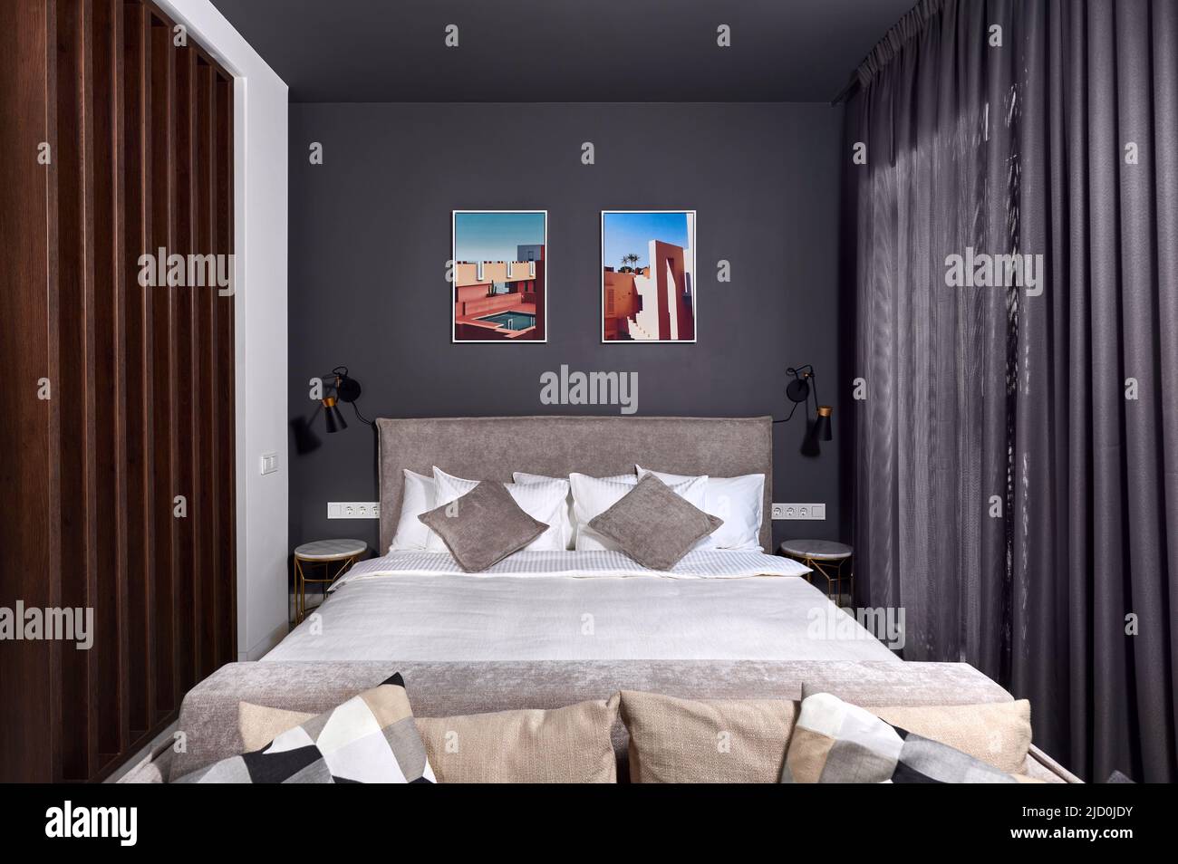Photographs of a bed in a bedroom with flash light Stock Photo - Alamy