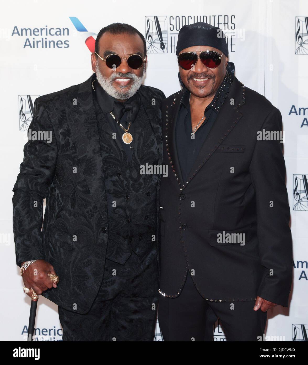 New York, NY, USA. 16th June, 2022. Ron Isley, Ernie Isley at arrivals ...