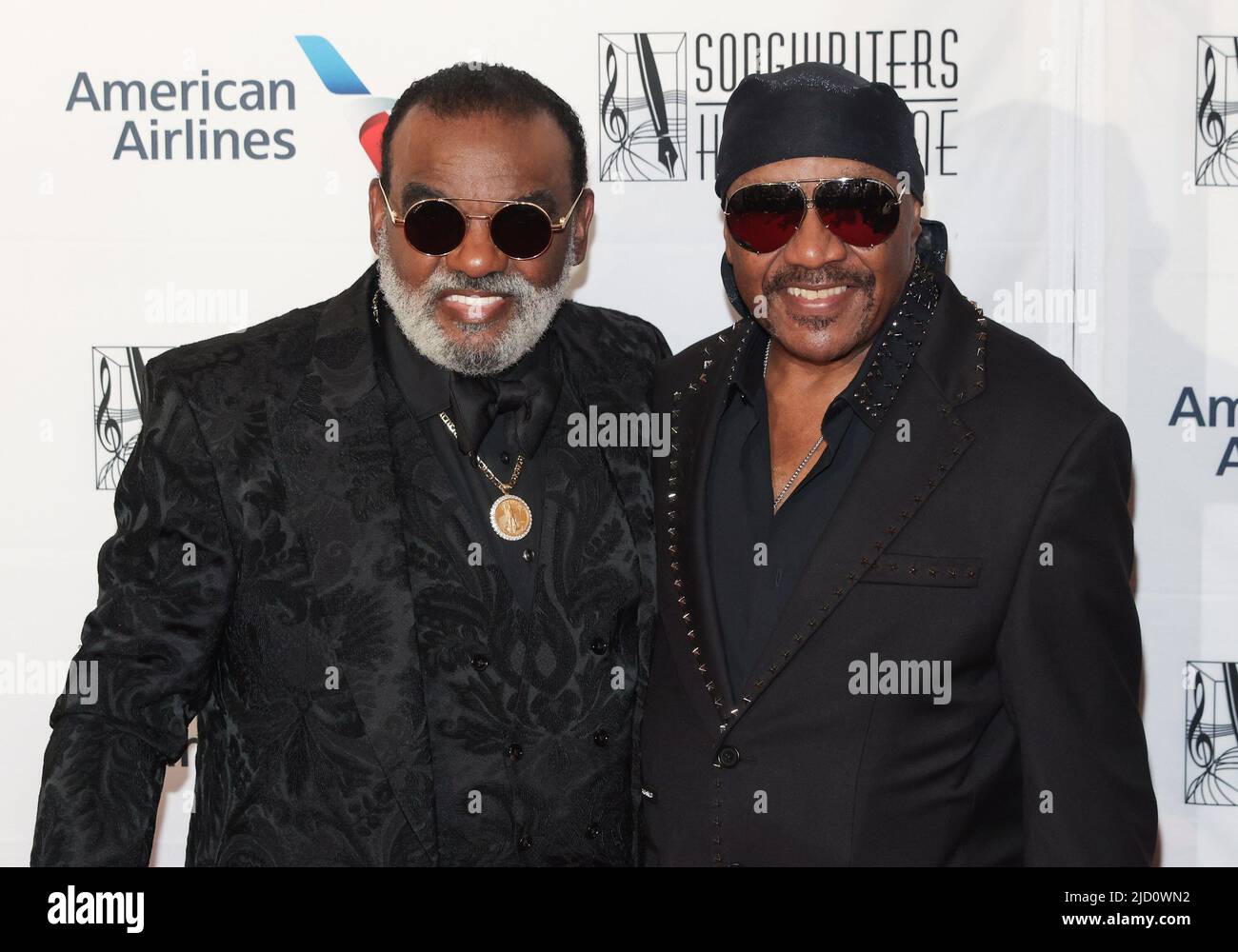 New York, NY, USA. 16th June, 2022. Ron Isley, Ernie Isley at arrivals ...