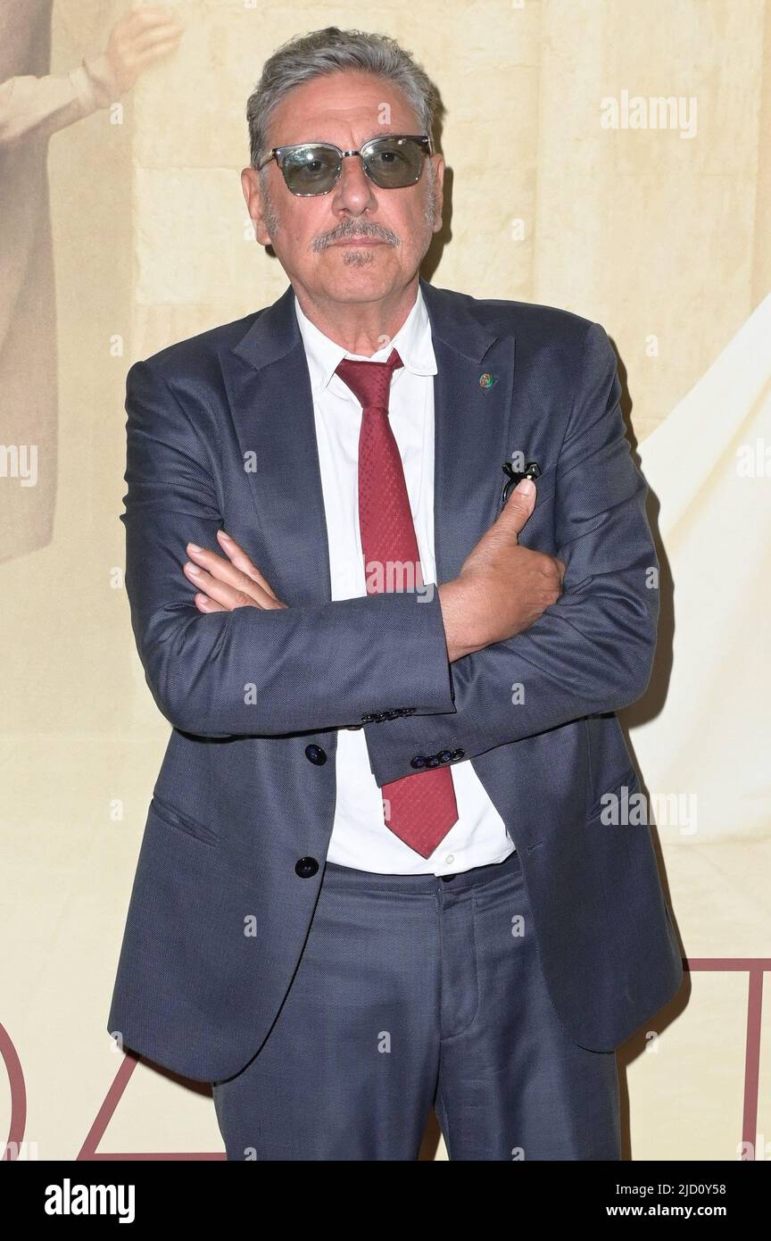 Sergio Castellitto attends the red carpet of the premiere of the movie ...