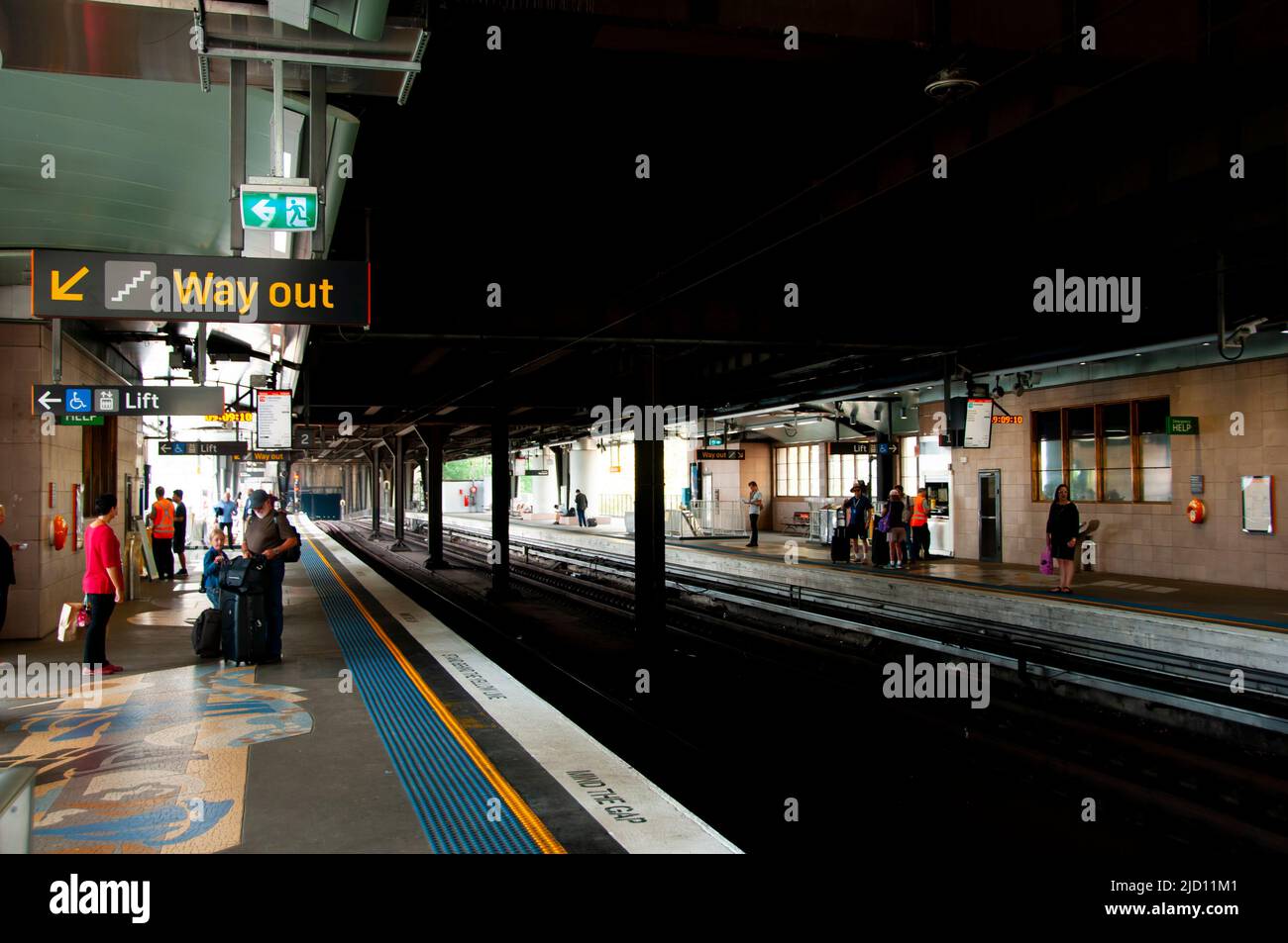 Train Station - Sydney - Australia Stock Photo - Alamy