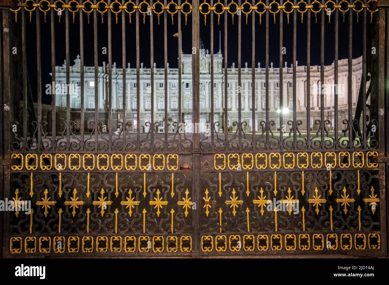 Gilded gates hi-res stock photography and images - Alamy