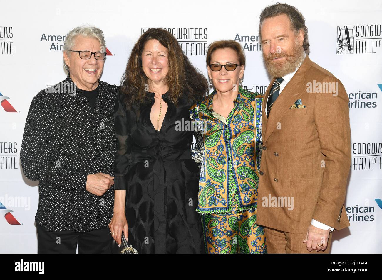New York, USA. 16th June, 2022. (L-R) Musician Steve Miller, Janice ...