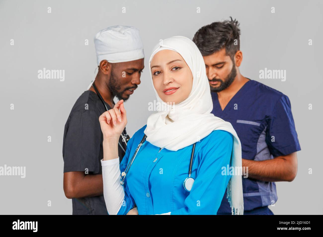 Muslim doctor hi-res stock photography and images - Alamy