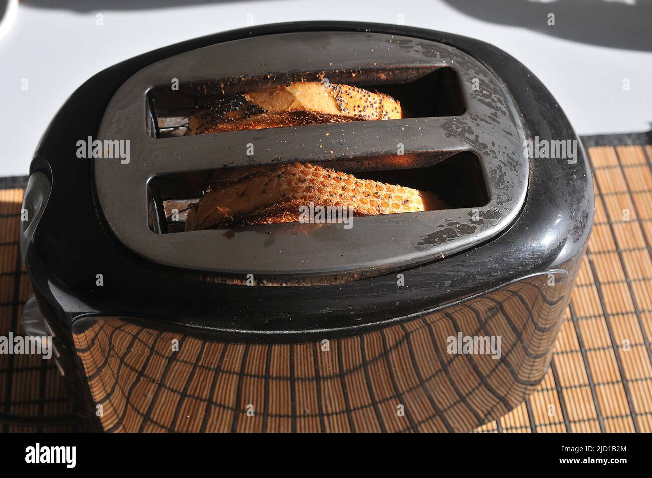 Bread toster hi-res stock photography and images - Alamy
