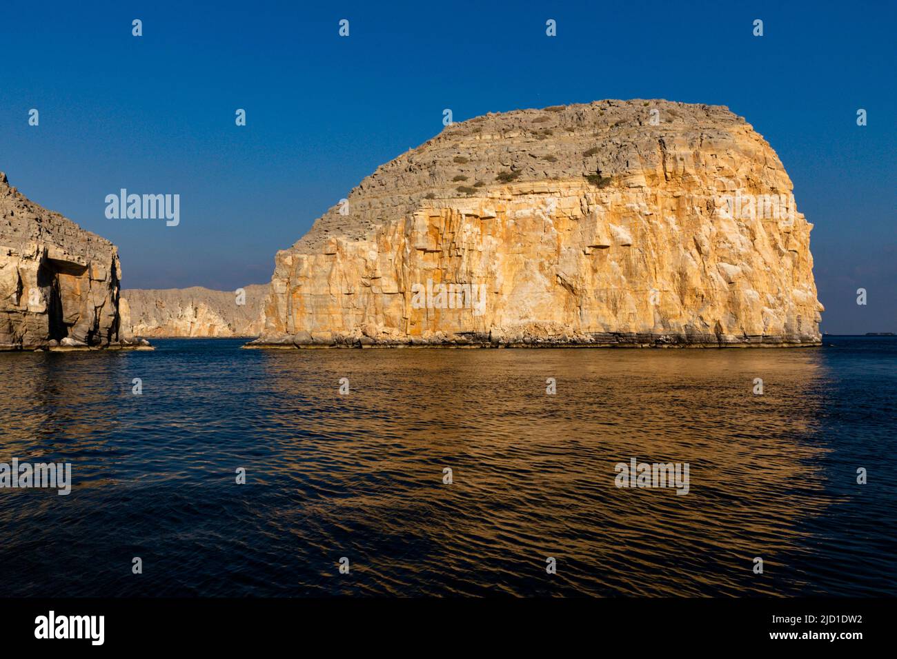 Fjords of Musandam, called Khors, Musandam Peninsula, Sultanat of Oman ...