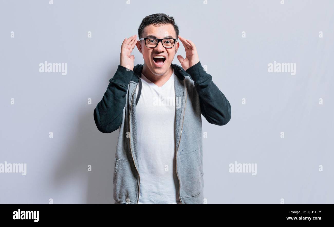 Surprised people opening his mouth, Surprised people with dumbfounded ...