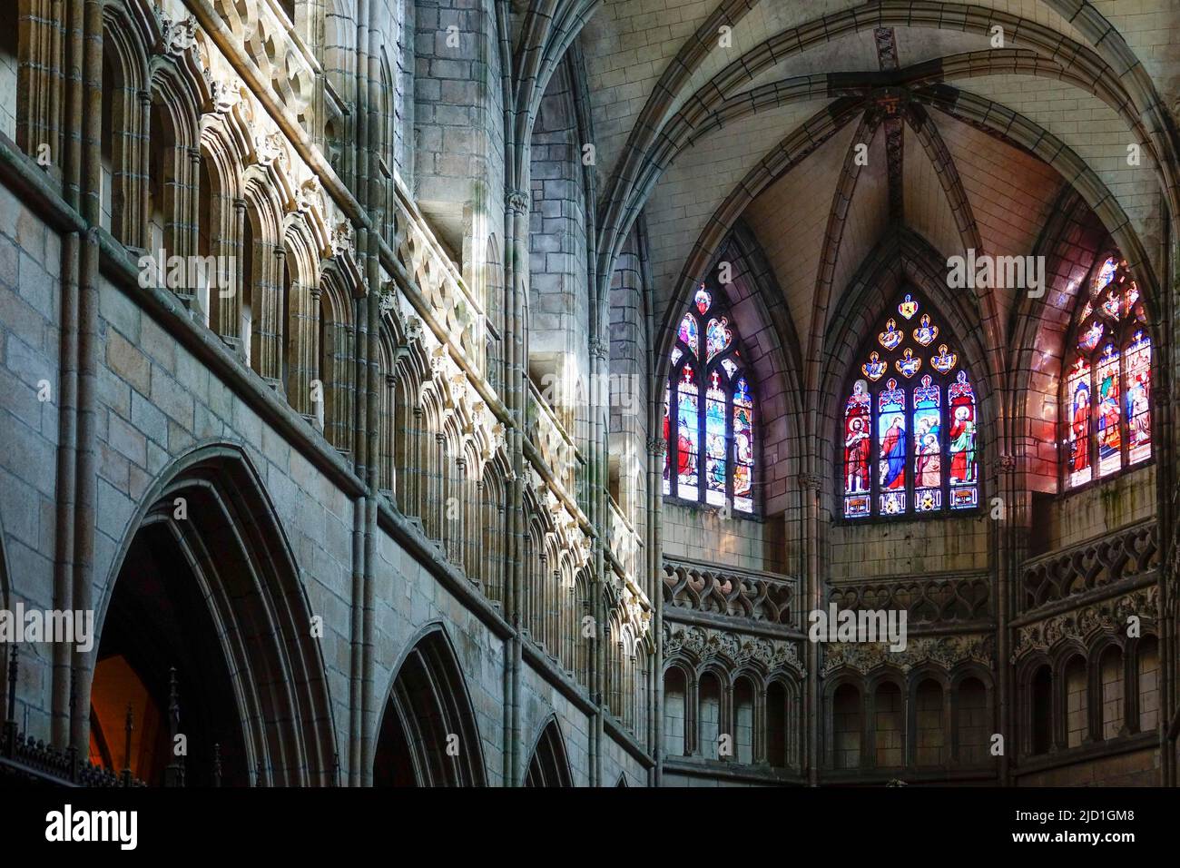 Choir, Gothic Cathedral of Saint-Paul Aurelien, Saint-Pol-de-Leon ...