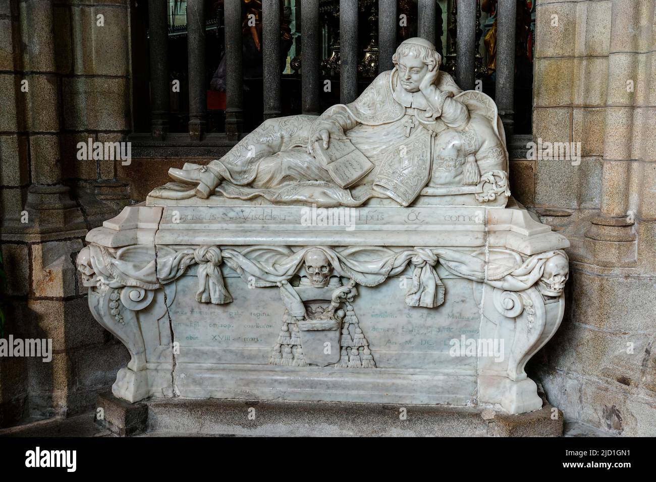 Marble tomb in the choir ambulatory, Saint-Paul Aurelien Gothic ...