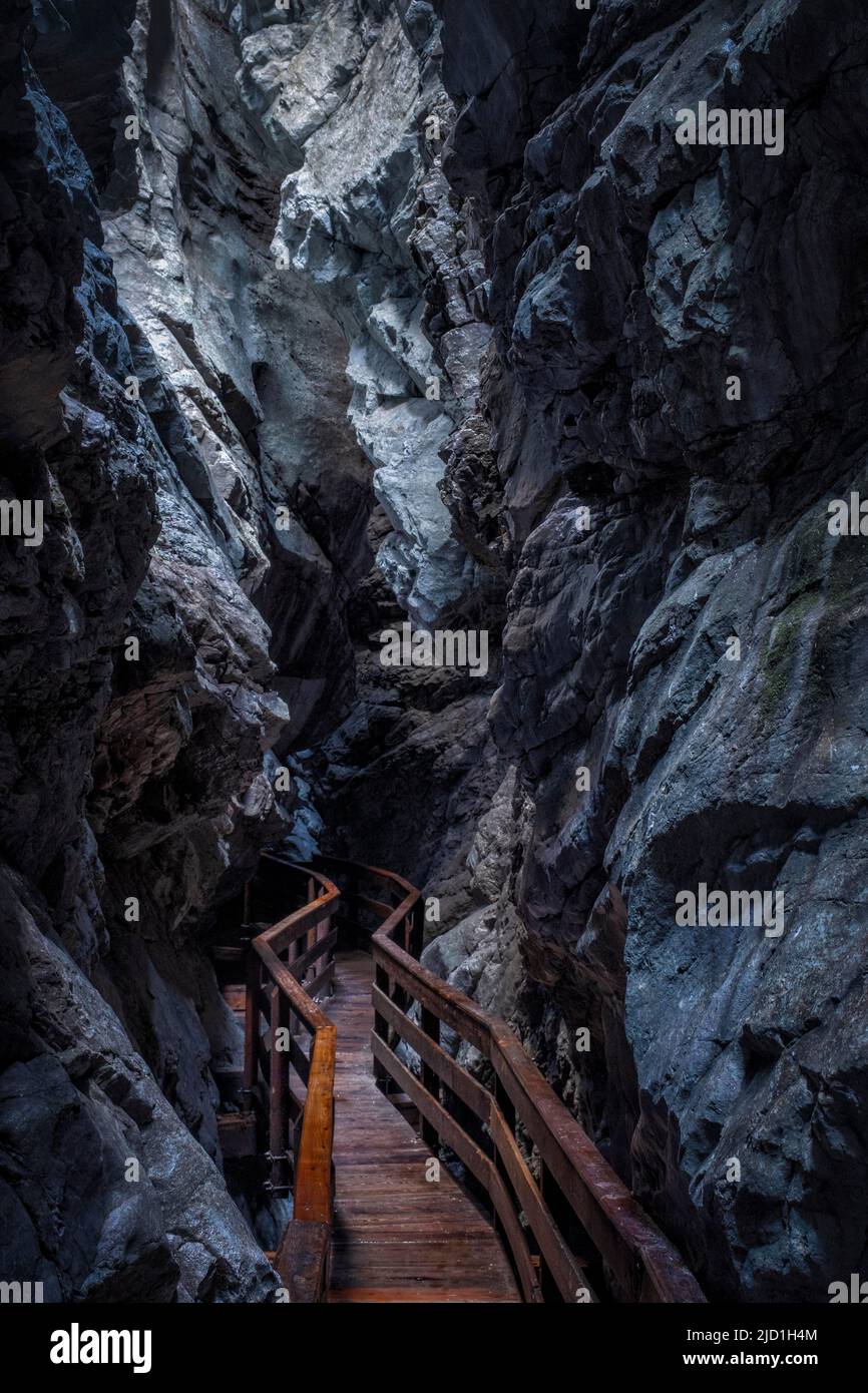 Wooden footbridge in the Vorderkaserklamm, Weissbach, Saalach, Lofer ...