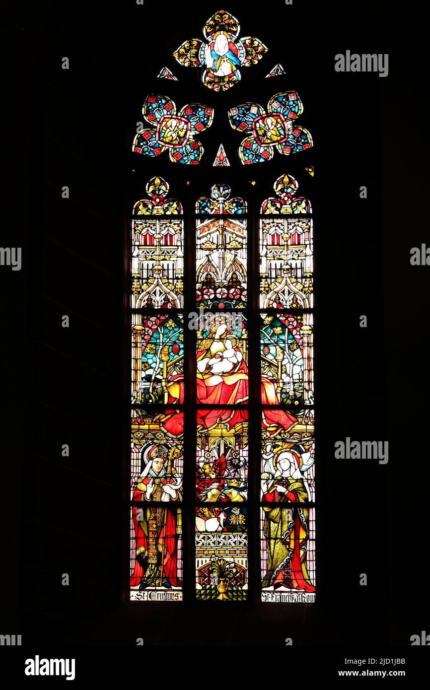 Window st pauls hi-res stock photography and images - Alamy