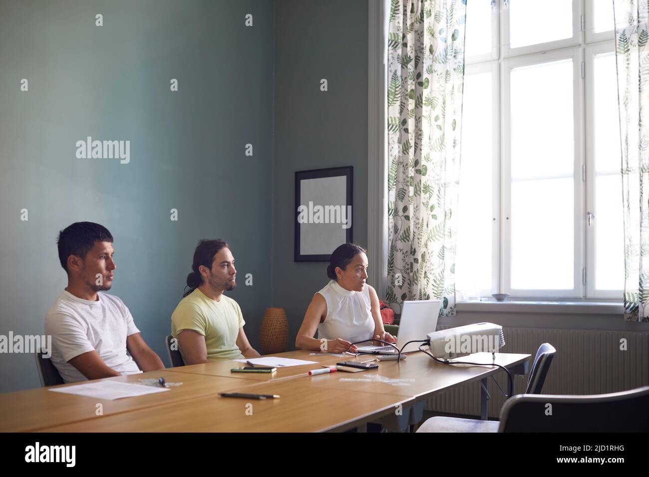Boardroom people hi-res stock photography and images - Alamy