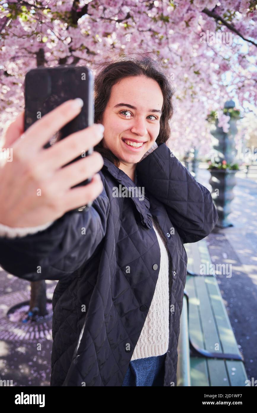 Selfie with nature hi-res stock photography and images - Alamy