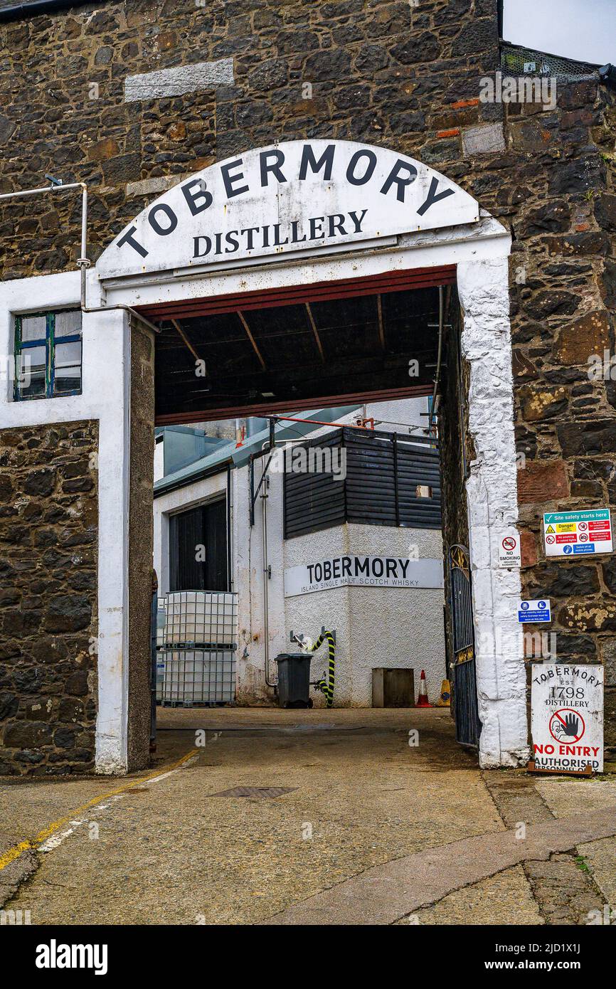 Britain we dram scotch hi-res stock photography and images - Alamy