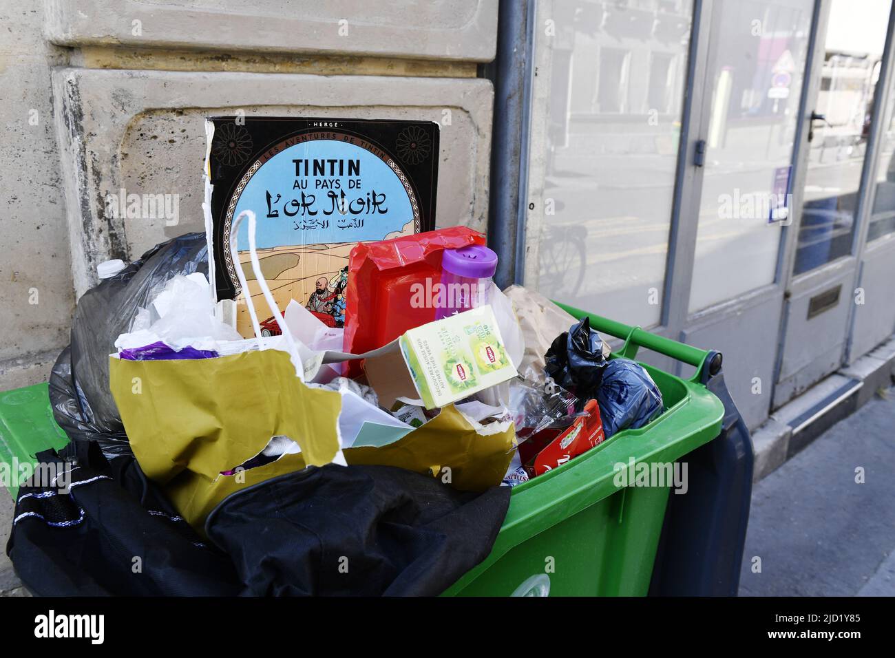 Saccage Paris - Paris - France Stock Photo - Alamy