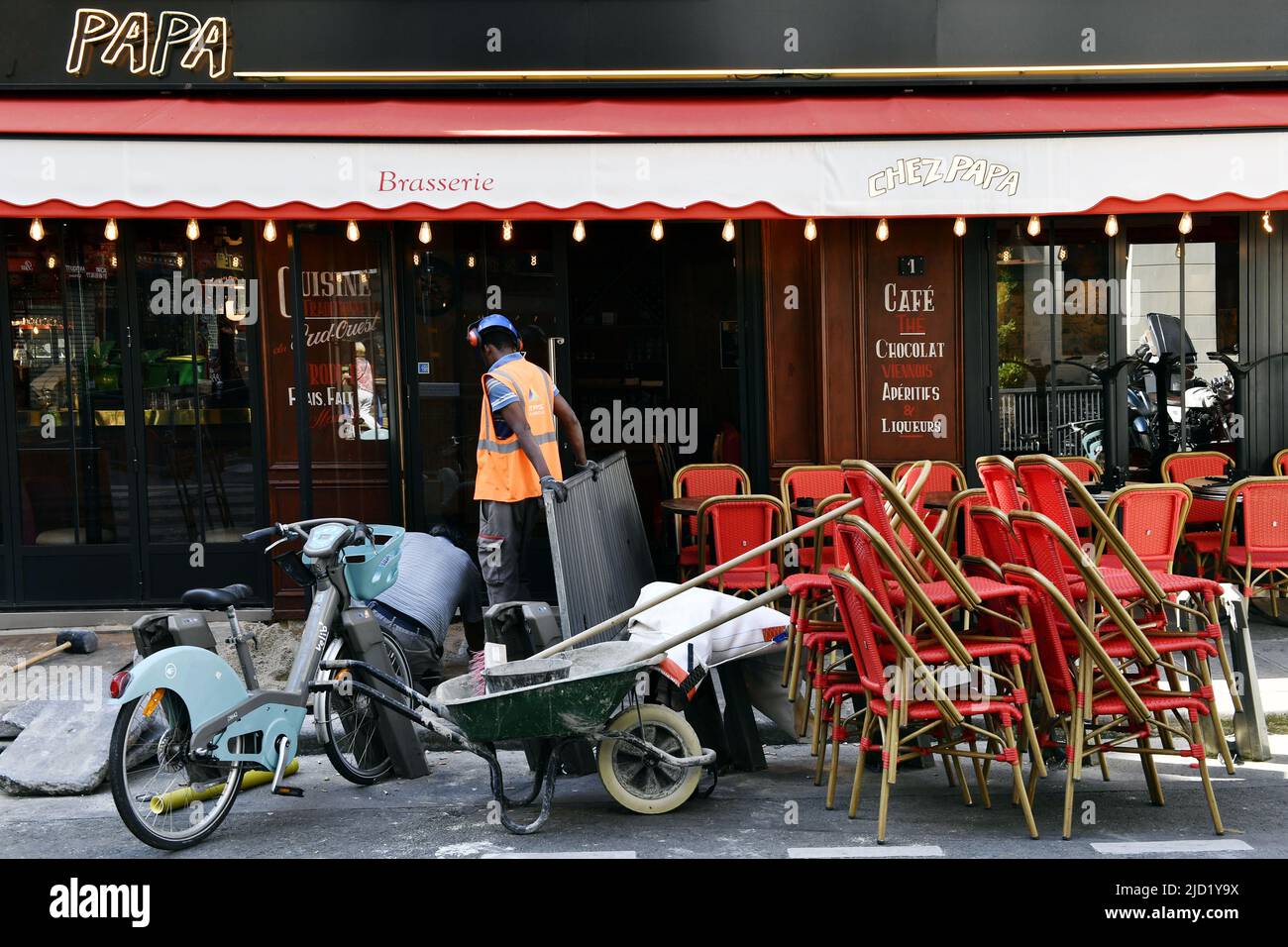 Saccage Paris - Paris - France Stock Photo - Alamy