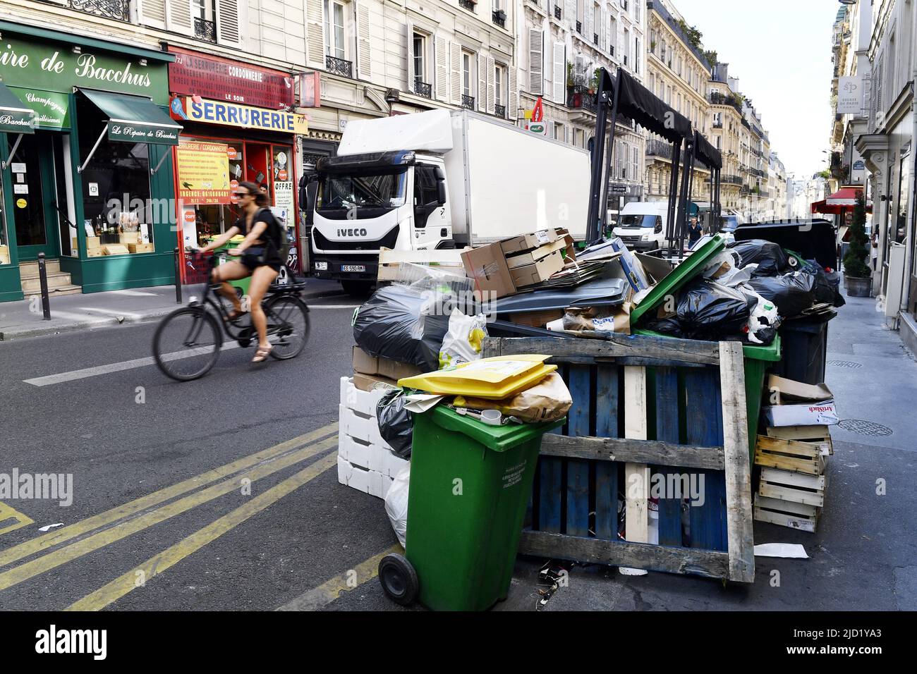 Saccage Paris - Paris - France Stock Photo - Alamy