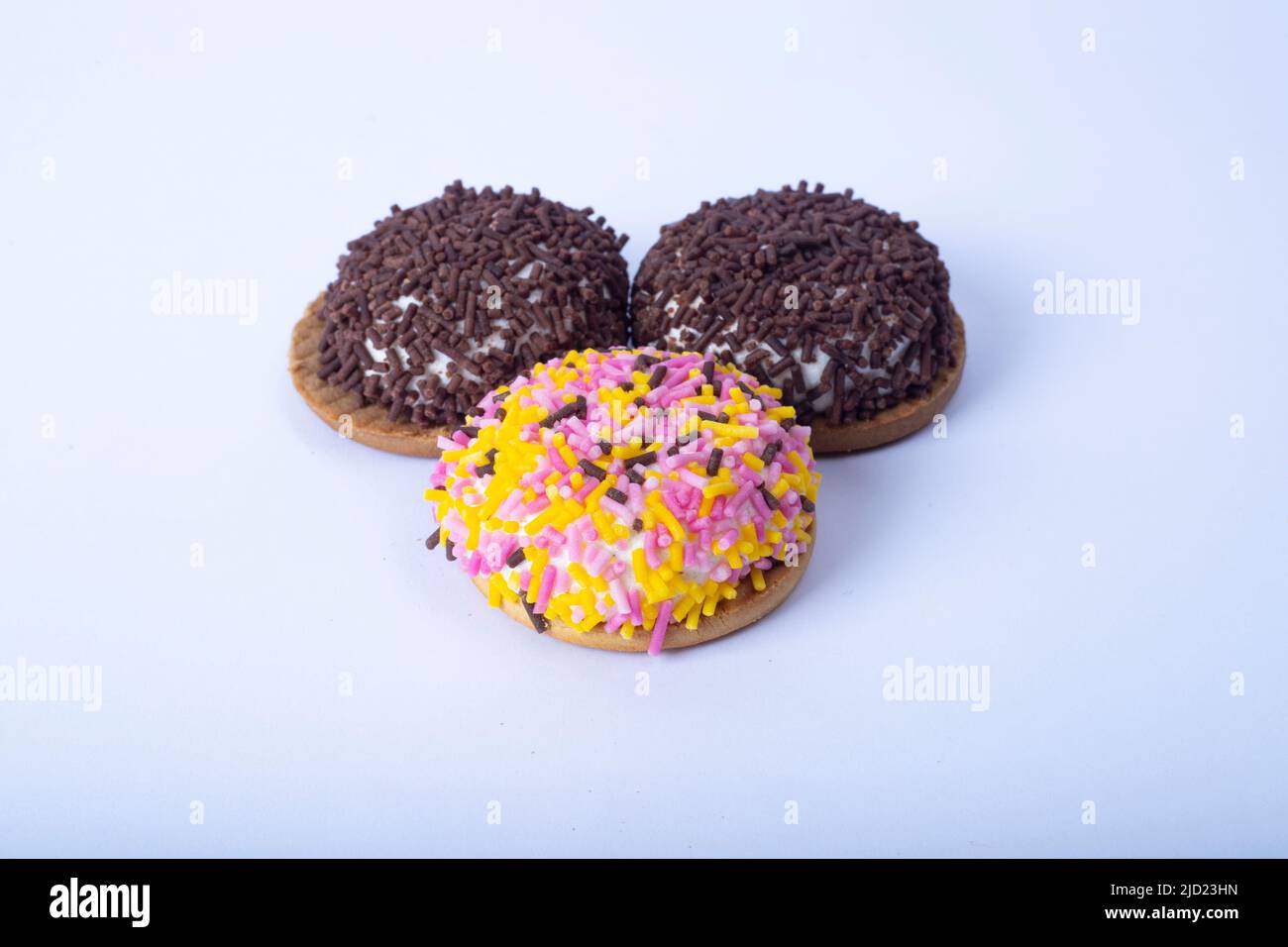 eti puf with different color isolated Stock Photo - Alamy