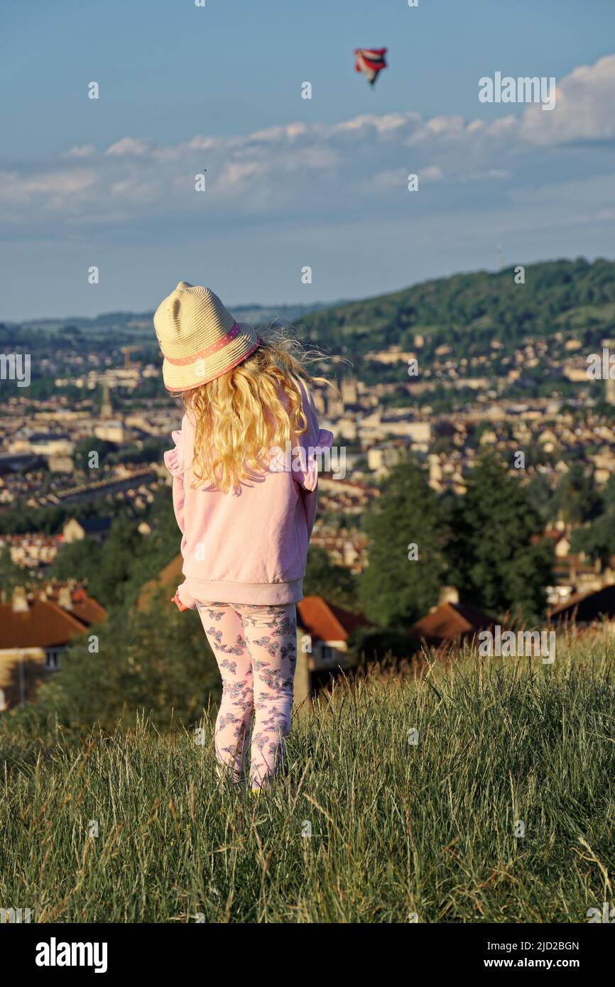 Hot air balloons over Bath Stock Photo - Alamy
