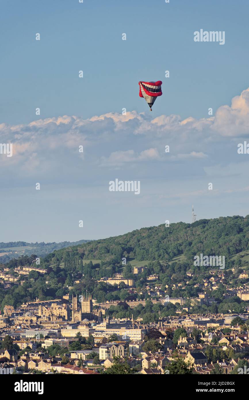 Hot air balloons over Bath Stock Photo - Alamy