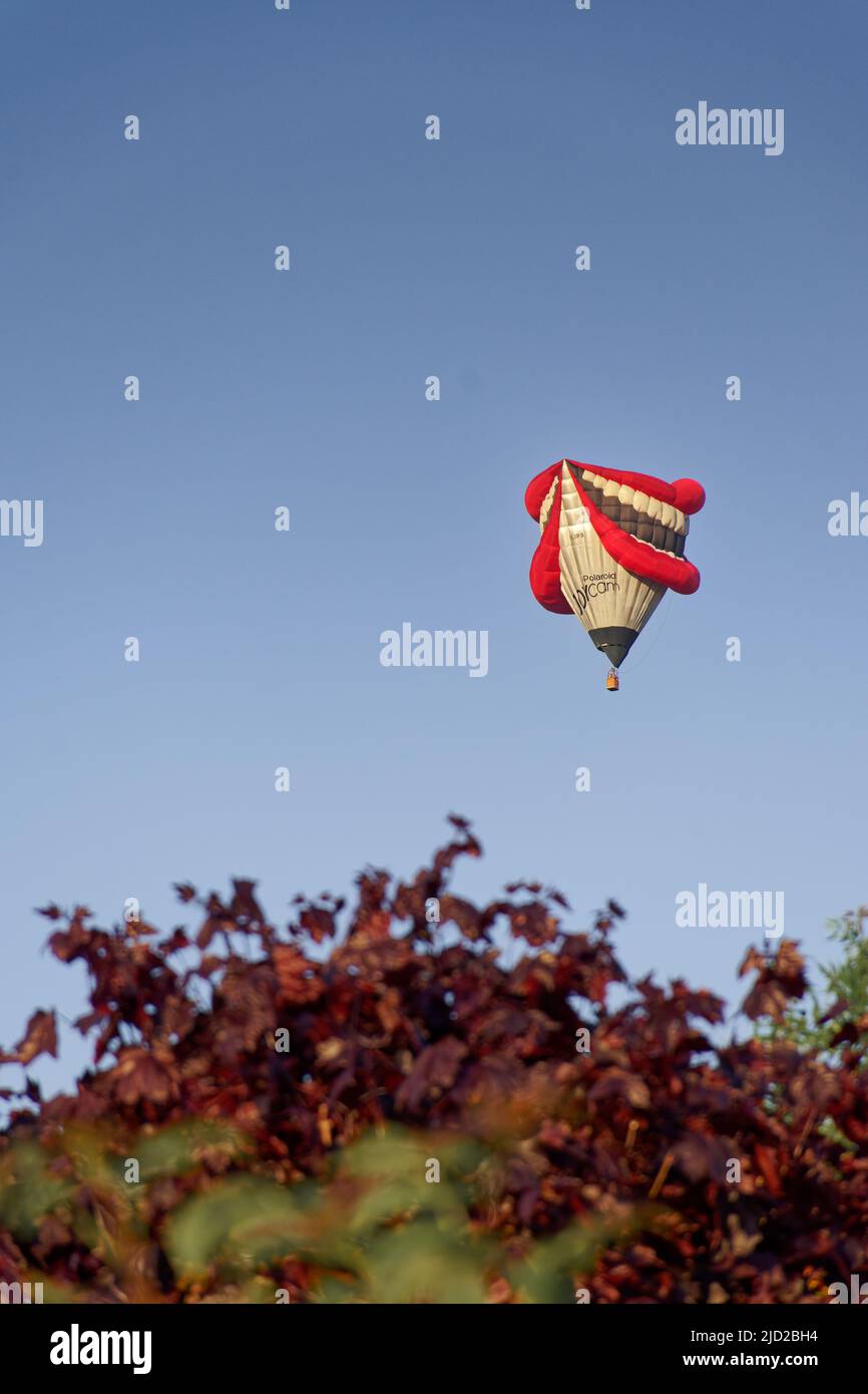 Hot air balloons over Bath Stock Photo - Alamy