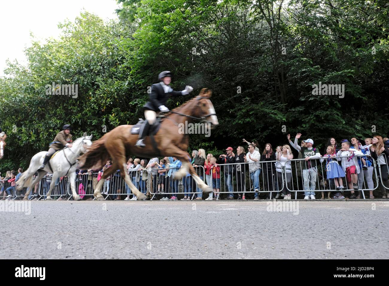 Selkirk, UK. , . Selkirk Common Riding 2022. Friday. Riders gallop past ...