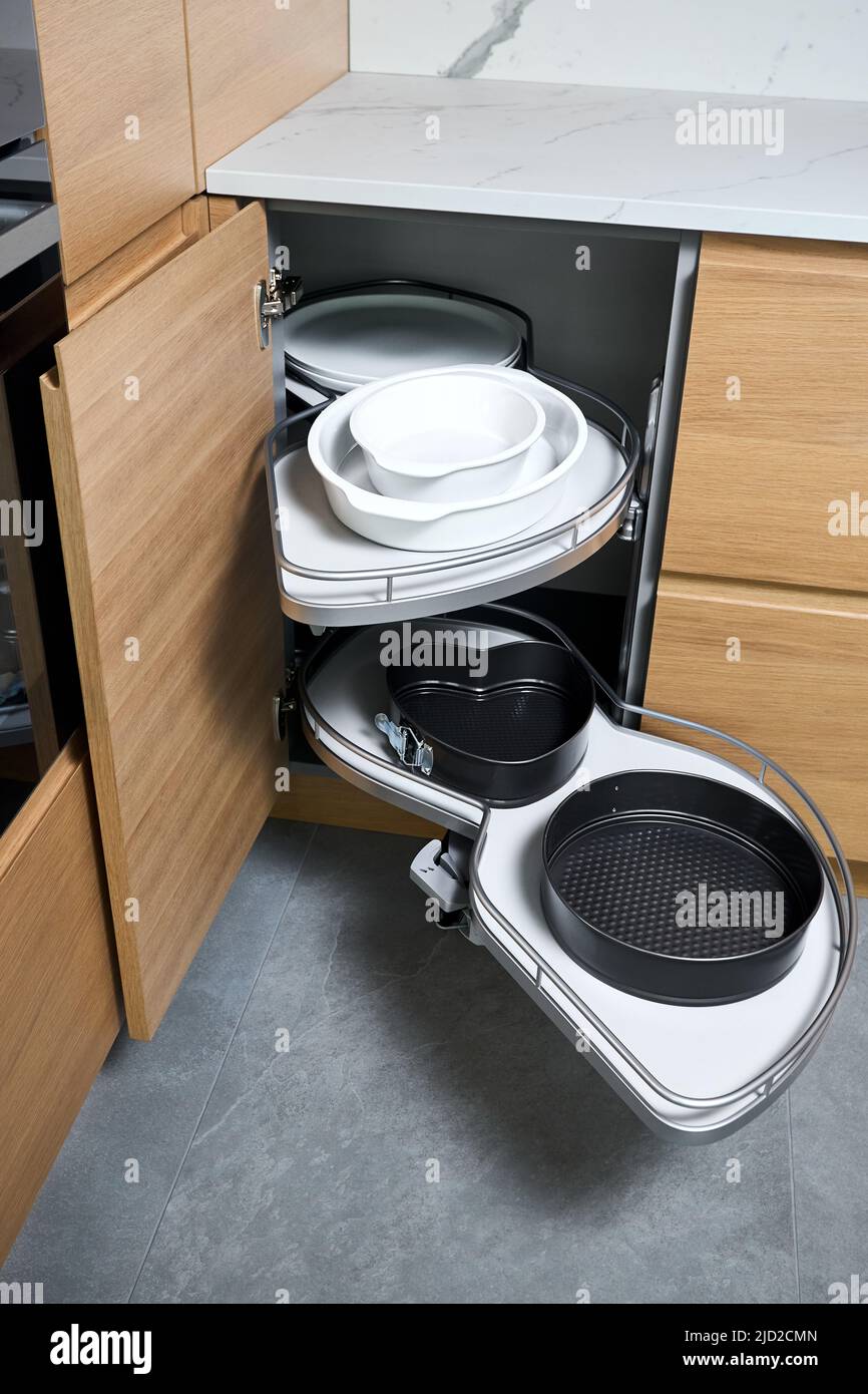 Kitchen access mechanism Magic corner for Blind Corner Cabinets ...